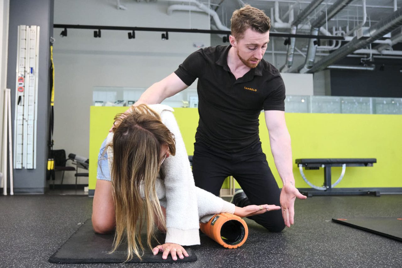 Elbow Pain Treatment & Relief in Seattle | Tangelo Health
